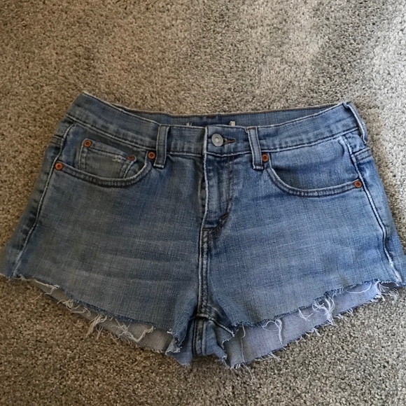 Levi's | Shorts | Levi Daisy Dukes | Poshmark